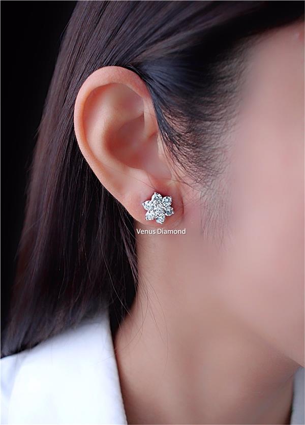ต่างหูเพชรรูปทรงดอกไม้ 3.10 ct สี G H ความสะอาด VVS VS
