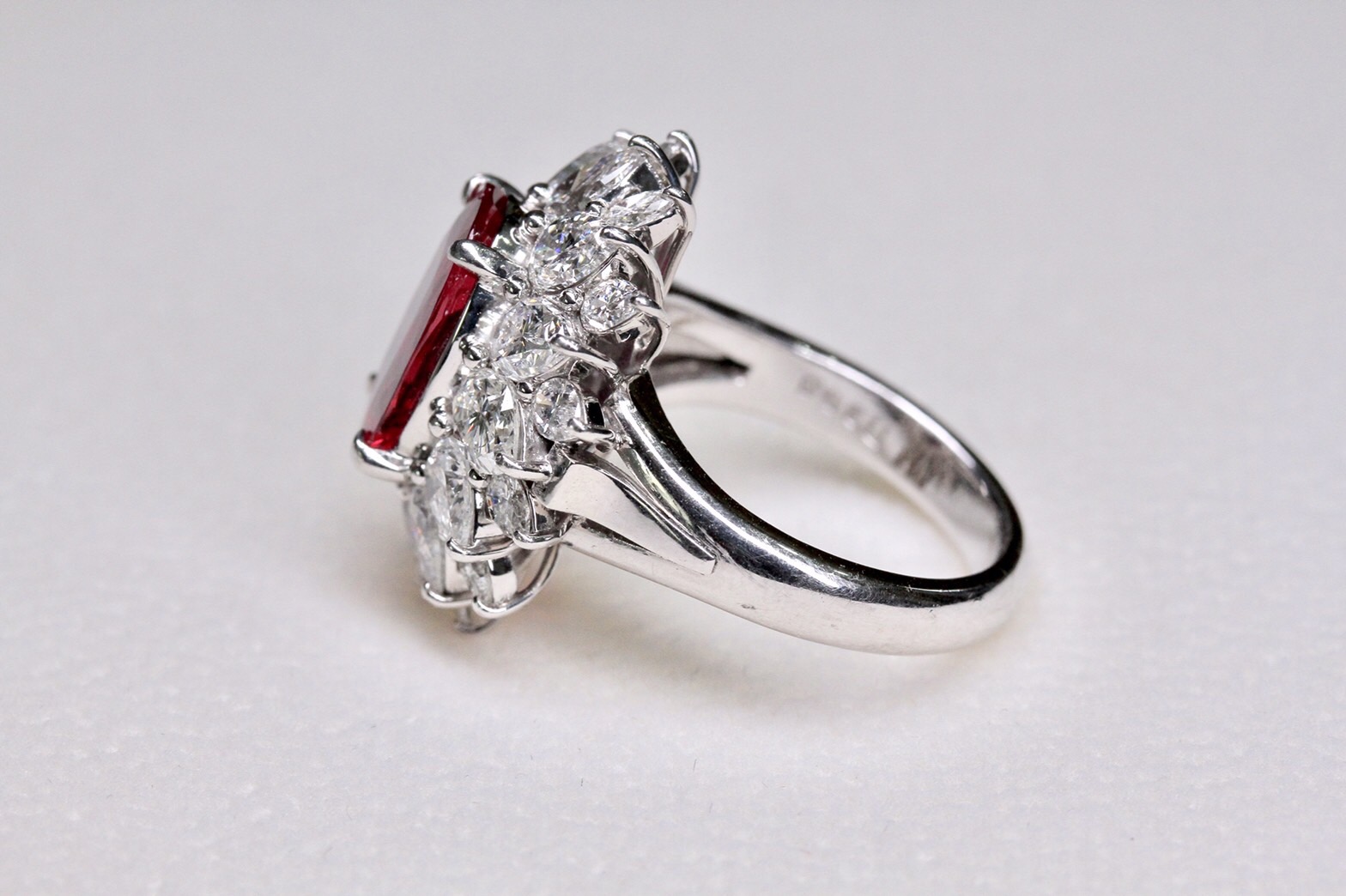 แหวน Ruby 3.01 ct rad Natural Ruby ใบเซอร์ GRS - Venus Diamond วีนัส ได ...