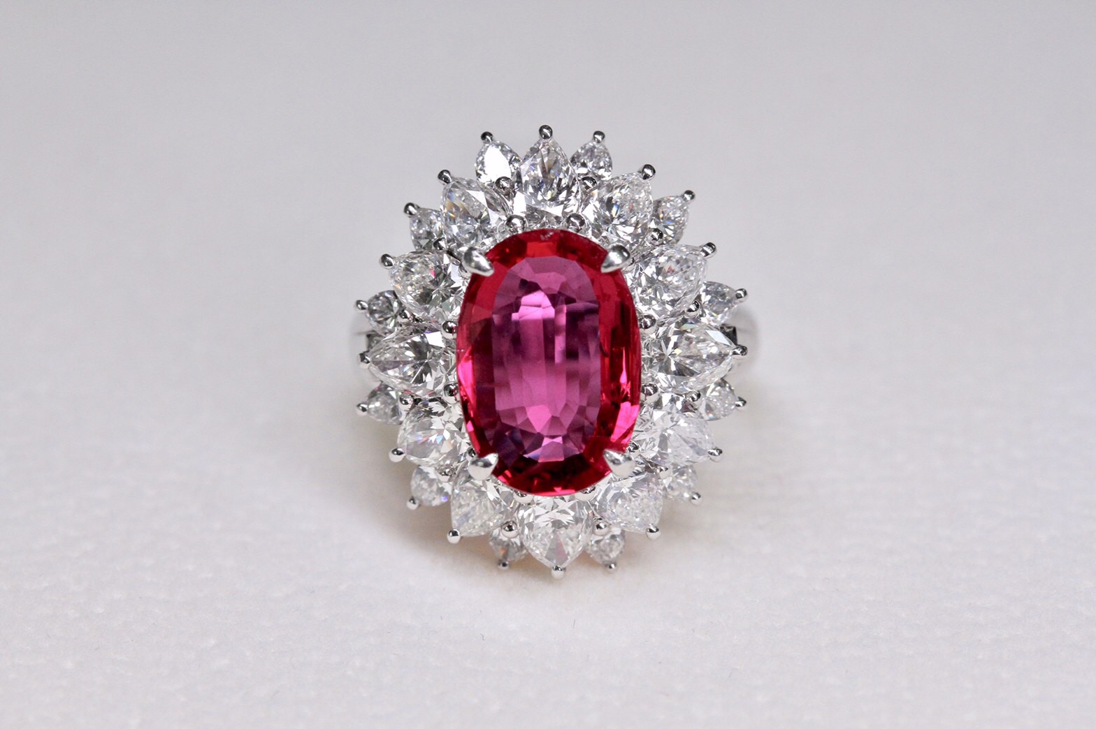 แหวน Ruby 3.01 ct rad Natural Ruby ใบเซอร์ GRS - Venus Diamond วีนัส ได ...