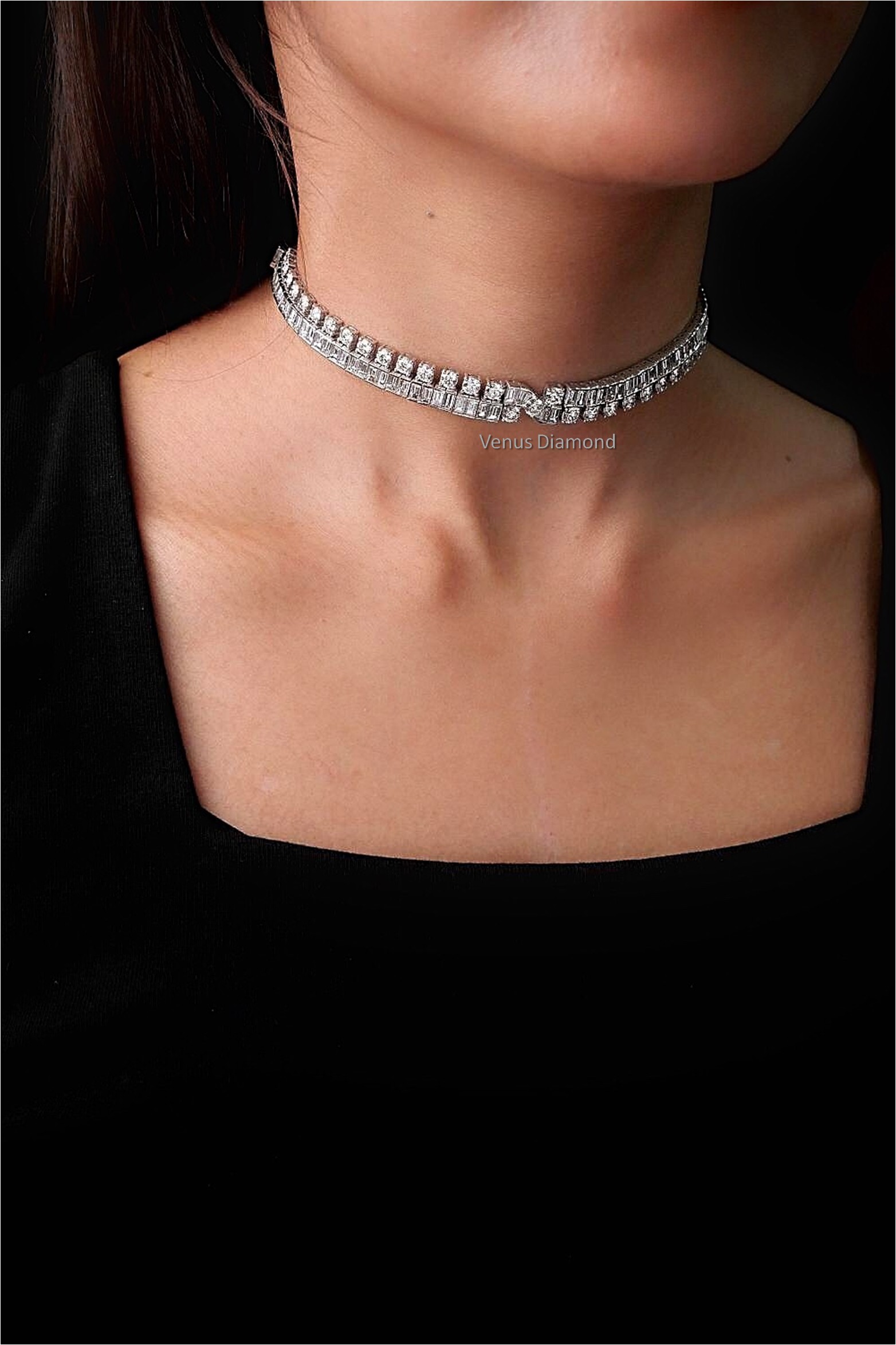 Chockerใส่เป็นสร้อยข้อมือได้ น้ำหนักเพชรรวม 16.57 ct สี E-F ความสะอาด ...